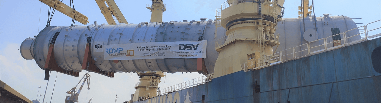 DSV delivers 950-tonnes oil distilling component | DSV
