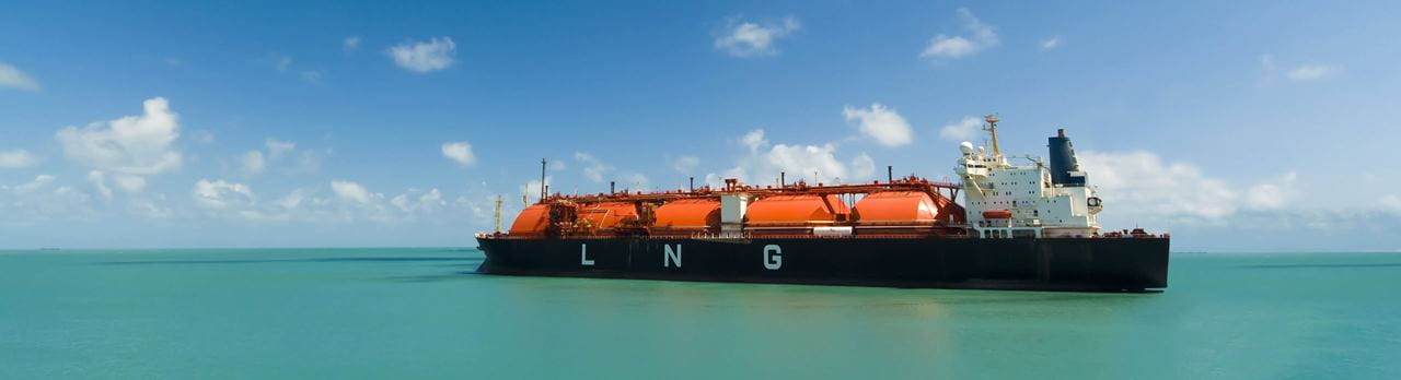Moving tons of modular refinery materials | DSV