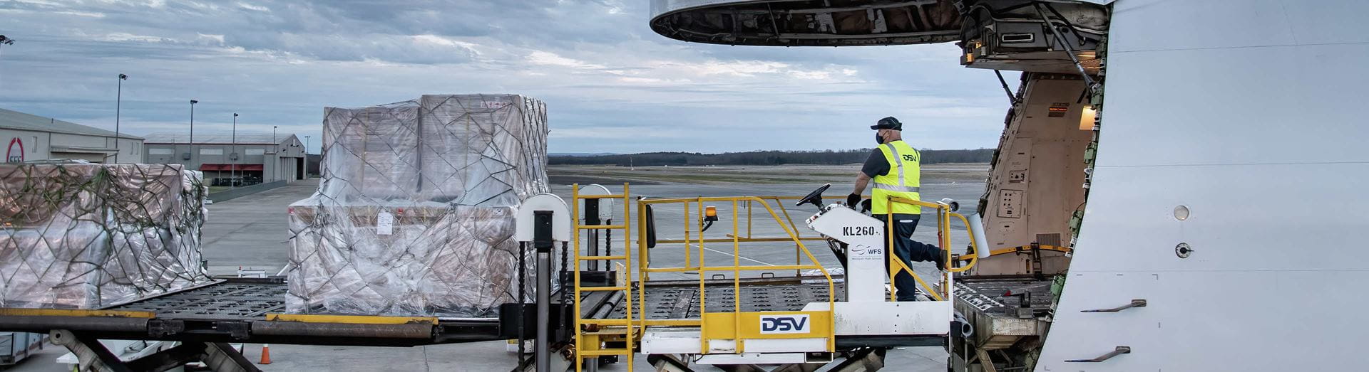 Helping a broadcast satellite television provider | DSV