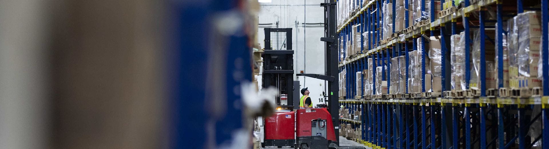 Distribution center solves shipping challenges | DSV