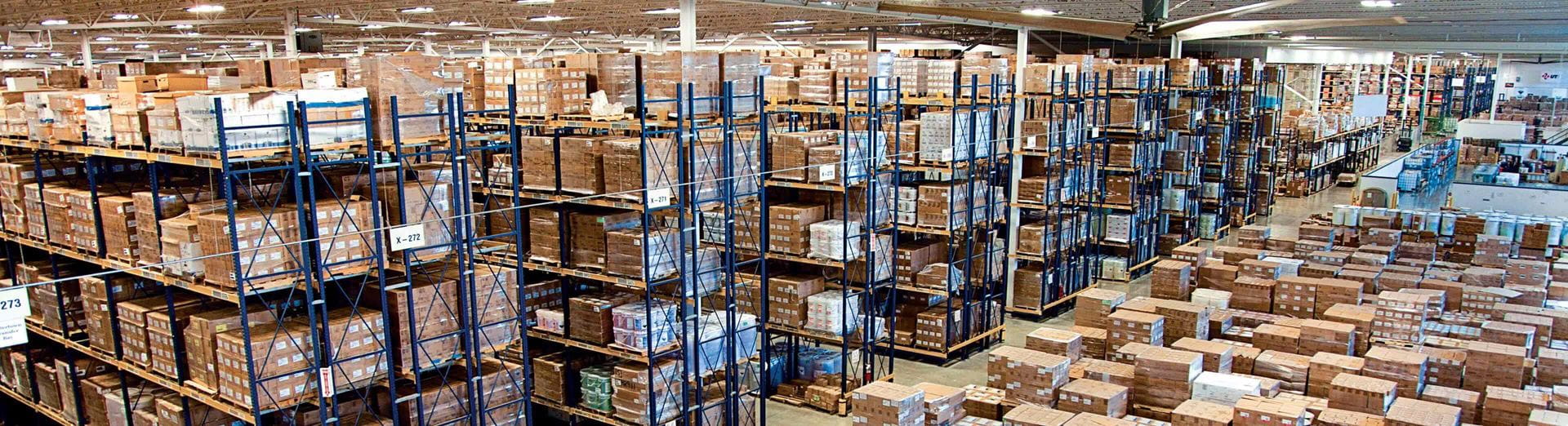 Magazynowanie: logistyka przyjęć, wydań oraz składowanie | DSV