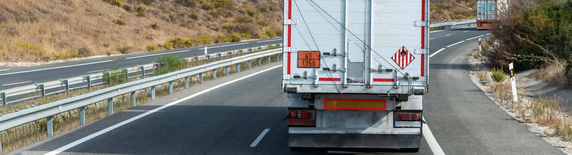Class 4.1 / 4.2 / 4.3 - Shipping dangerous goods | DSV