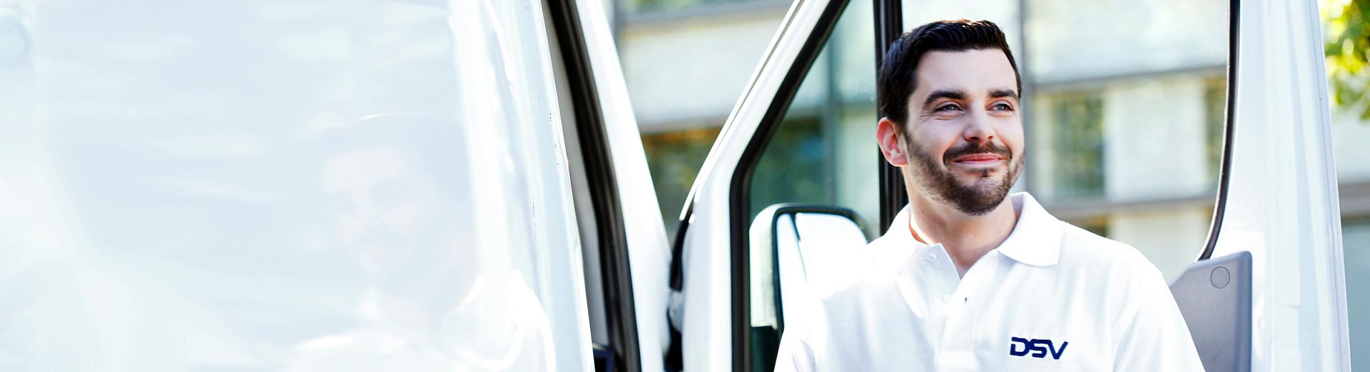 Efficient express courier services | DSV Xpress