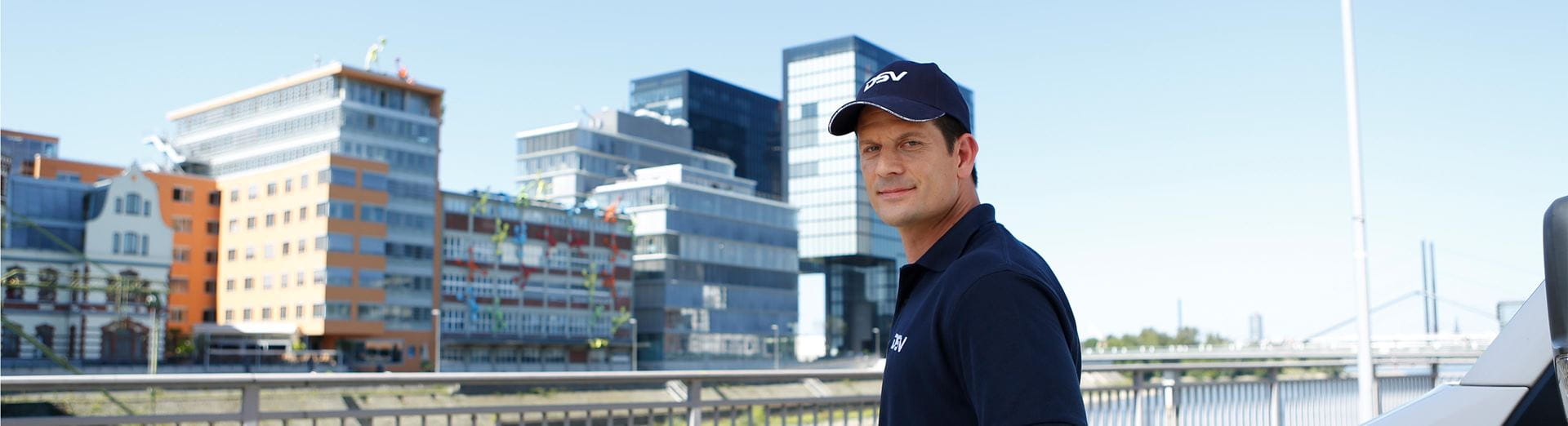 Cheap express courier services | DSV XPress