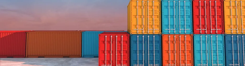 Medidas y tipos de contenedores marítimos | DSV