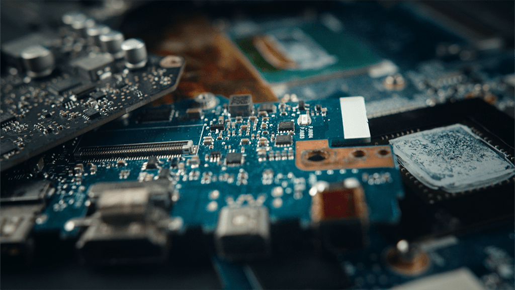 Technology & electronics | DSV Transport and Logistics