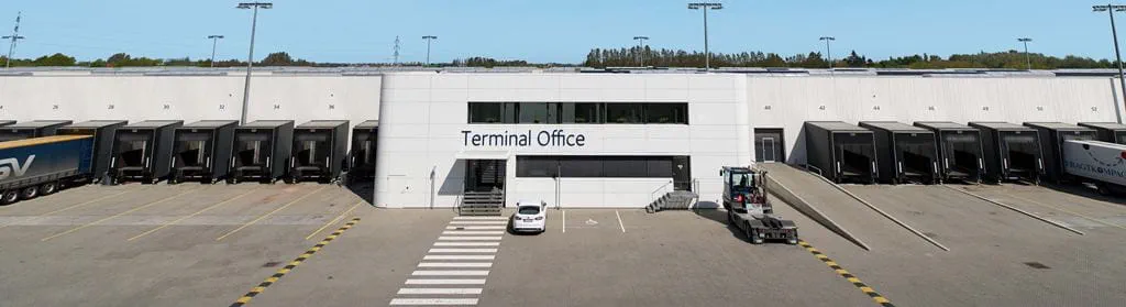 Shipping trailer | Double drop or lowboy trailer | DSV