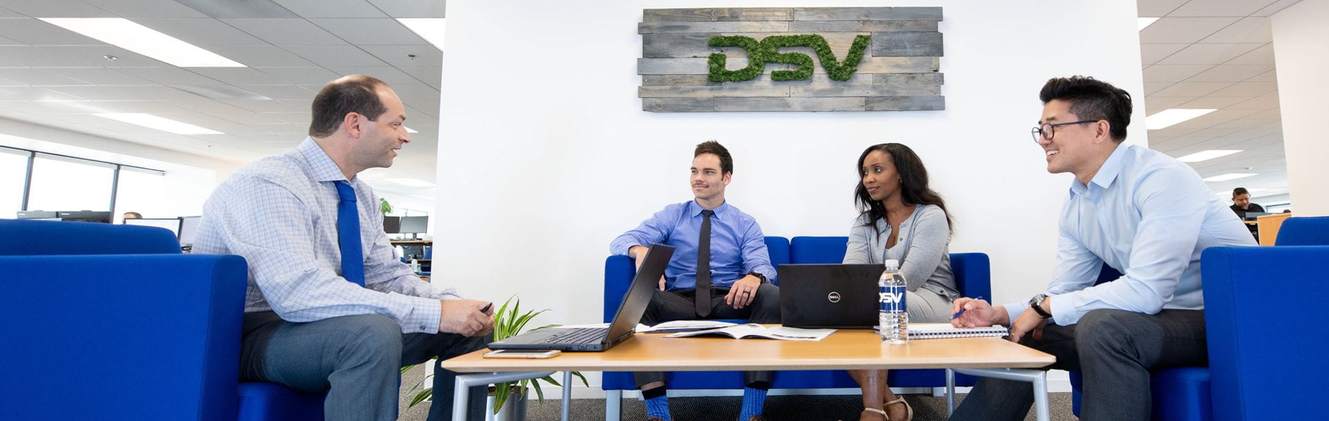 Logistics sales jobs - Be part of a winning team | DSV