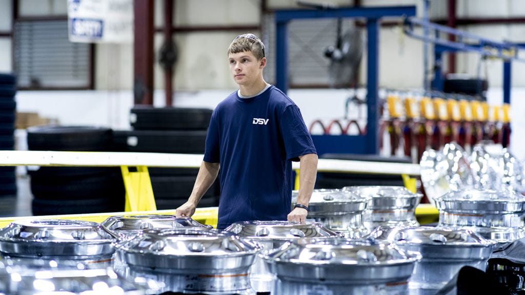 Servicios de logística automotriz | DSV