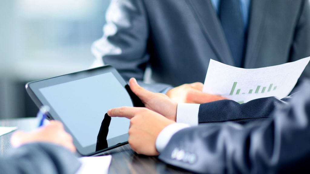 Track and trace your shipments through our online services | DSV