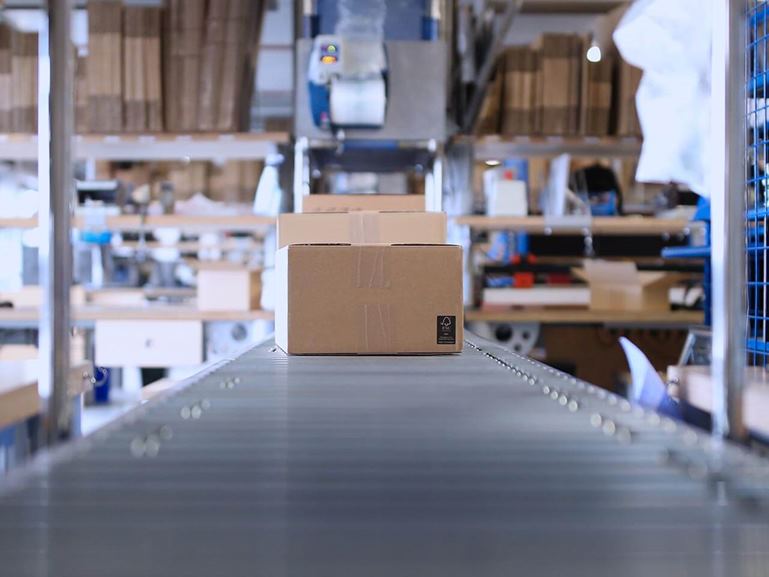 Logistics solutions, 3PL & contract logistics | DSV